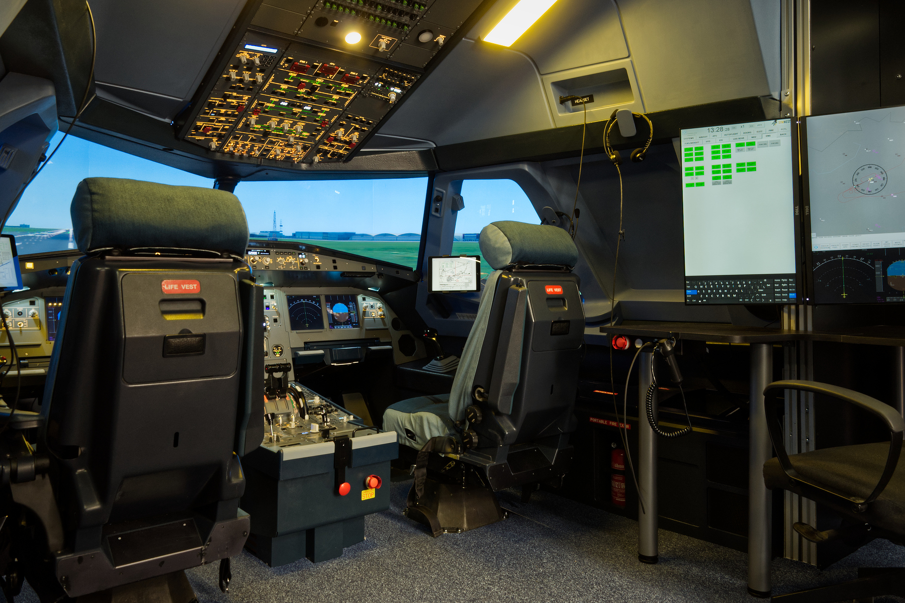 Simnest - A320 FNPT II MCC